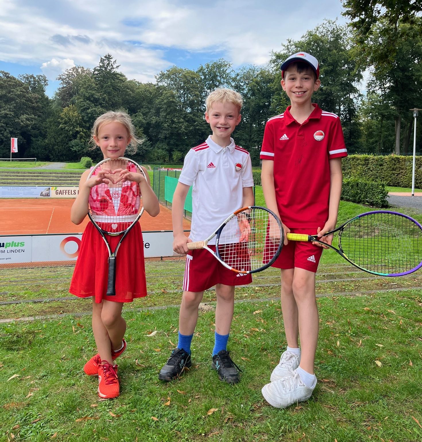 Midcourt U11 - KTHC Stadion Rot-Weiss