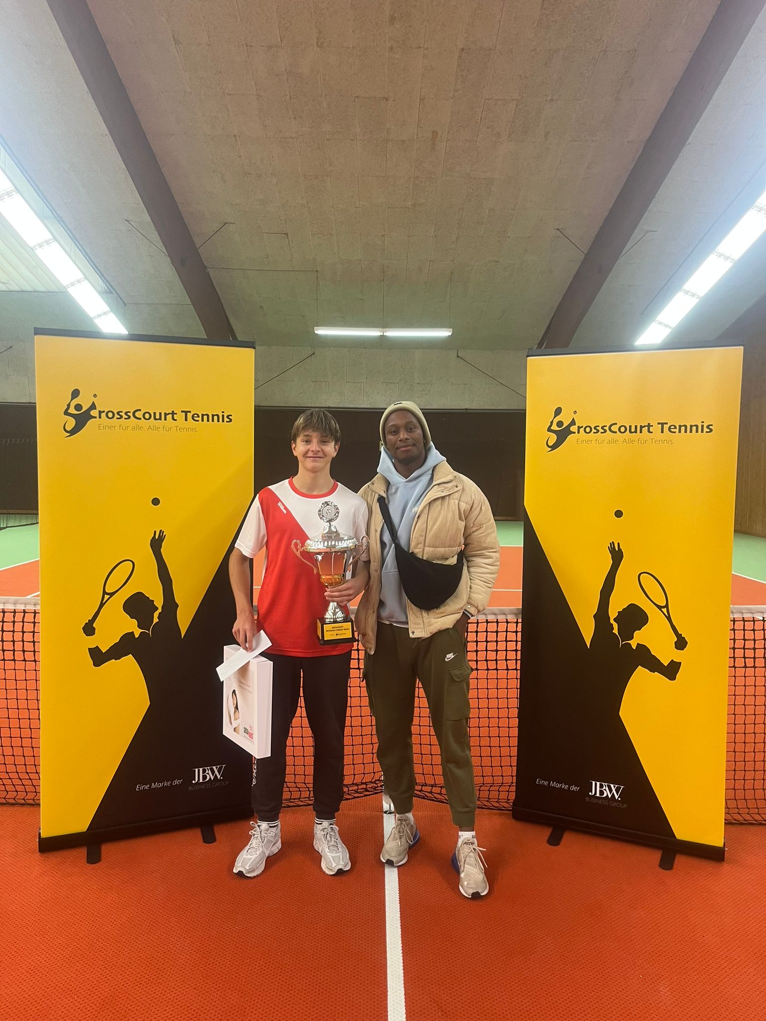 Christopher Thies gewinnt sein erstes Herrenturnier - KTHC Stadion Rot ...